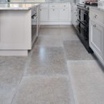 Corfe Natural Stone Tumbled Finish : Cotswold Stone and Wood Tiles
